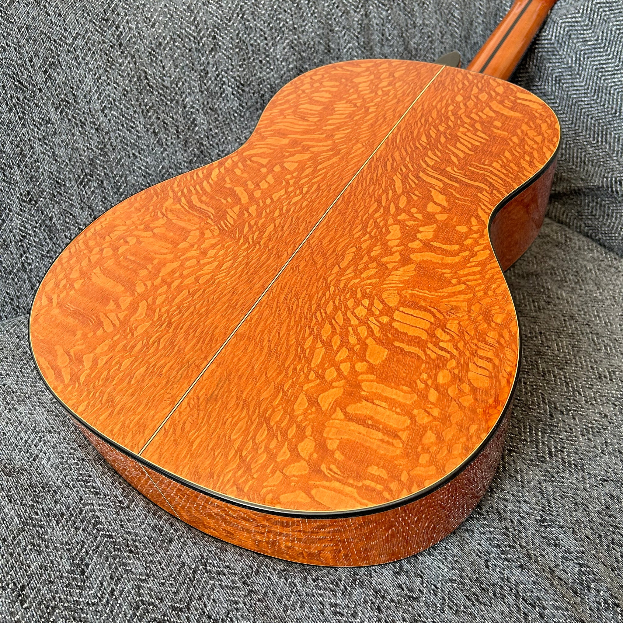 Auction — Guitar Kit Shop